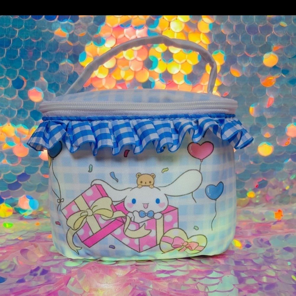 Cinnamoroll Blue Gingham Checked Cosmetics Bag - Gem